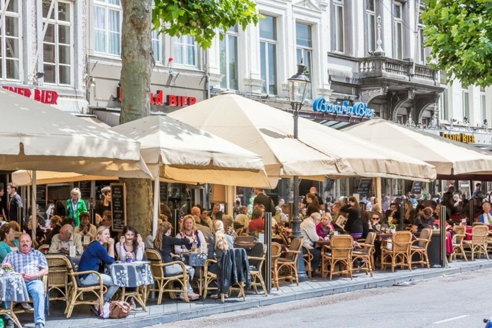 Steeds meer rookvrije terrassen in de horeca | KHN