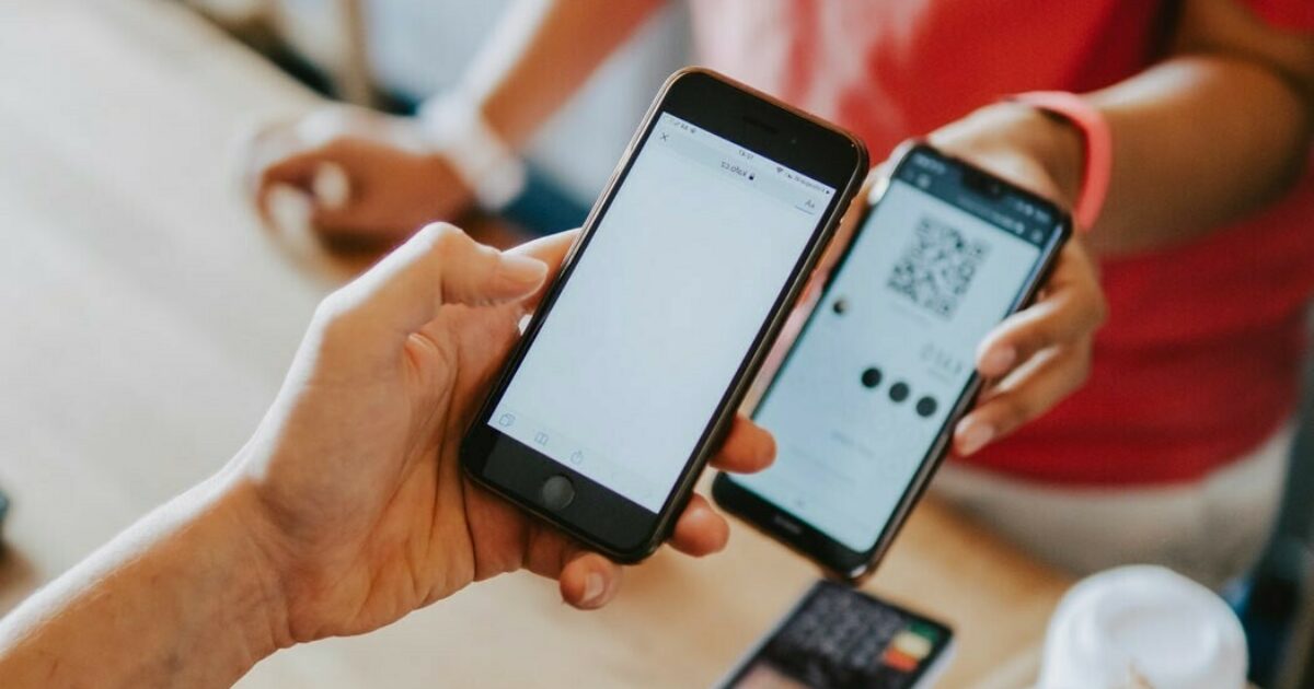 Vergoeding van gemeente bij controleplicht coronatoegangsbewijs… | KHN