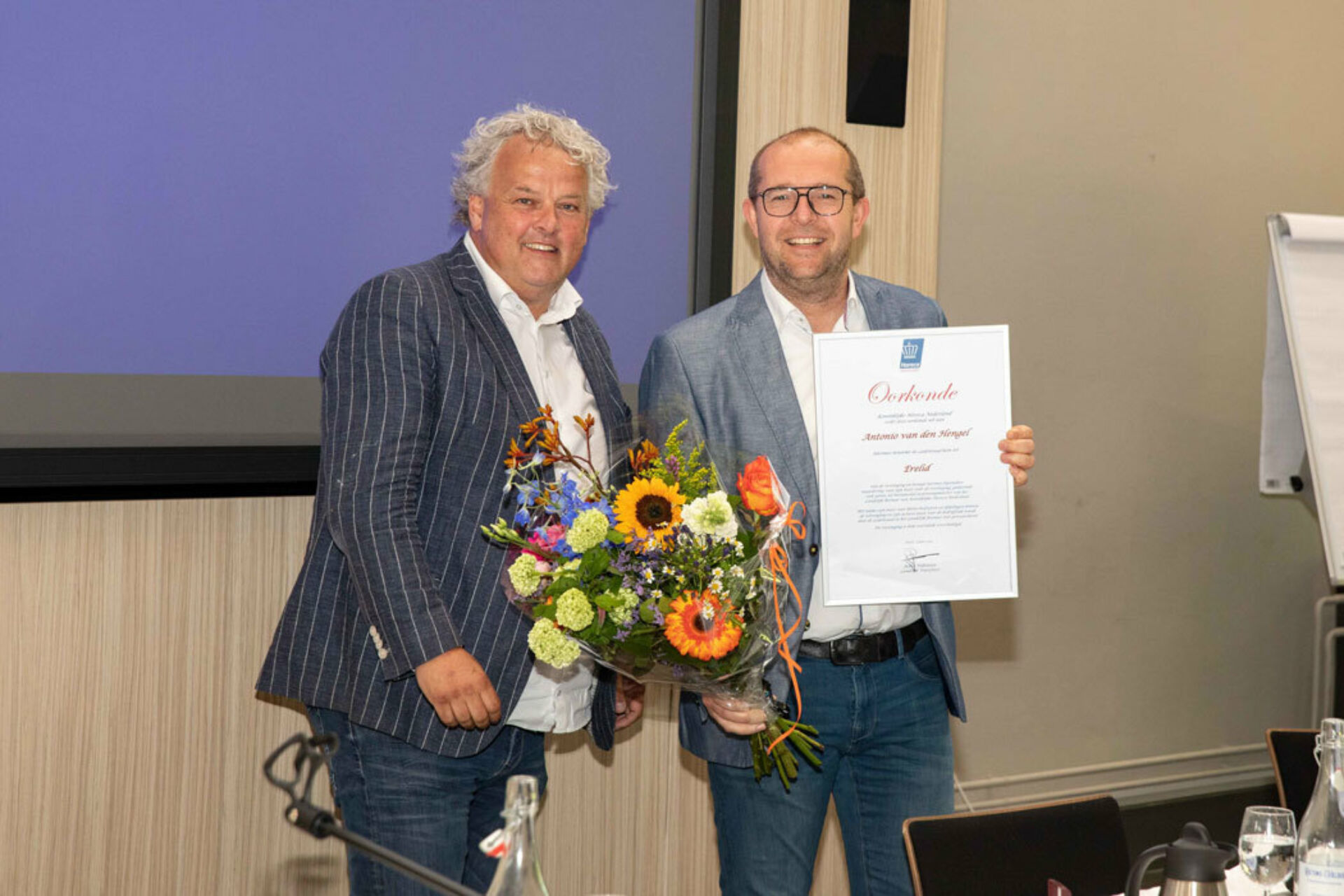 Antonio van den Hengel en Michel Kloeg benoemd tot ereleden KHN | KHN